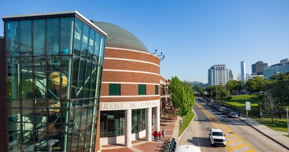 Free First "Random Acts of Science" Sunday at LASM | Visit Baton Rouge